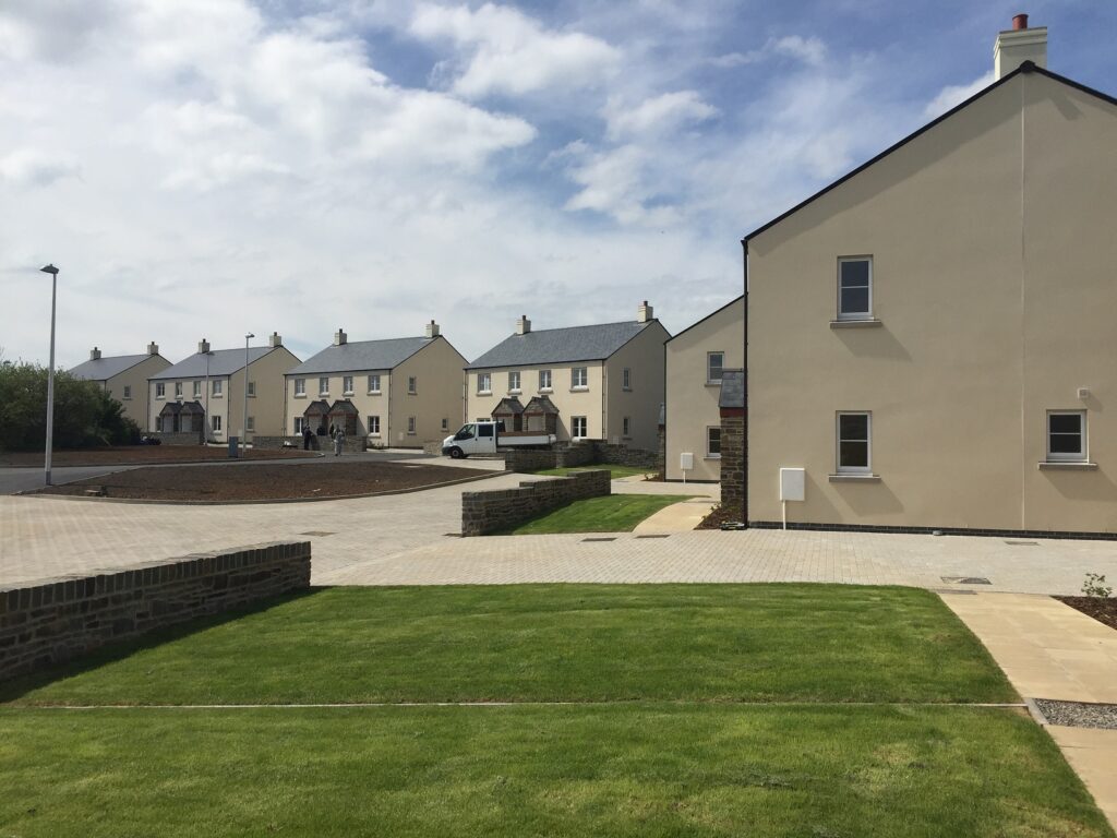 Spectacular Social Housing Built in Scurlage, Gower - Caredig